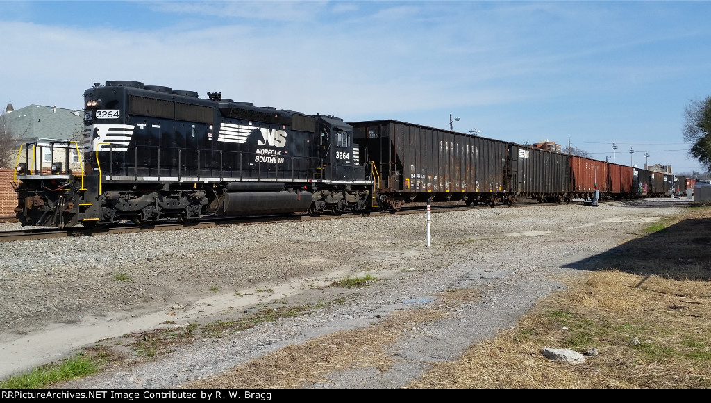 NS 3264 (SD40-2)